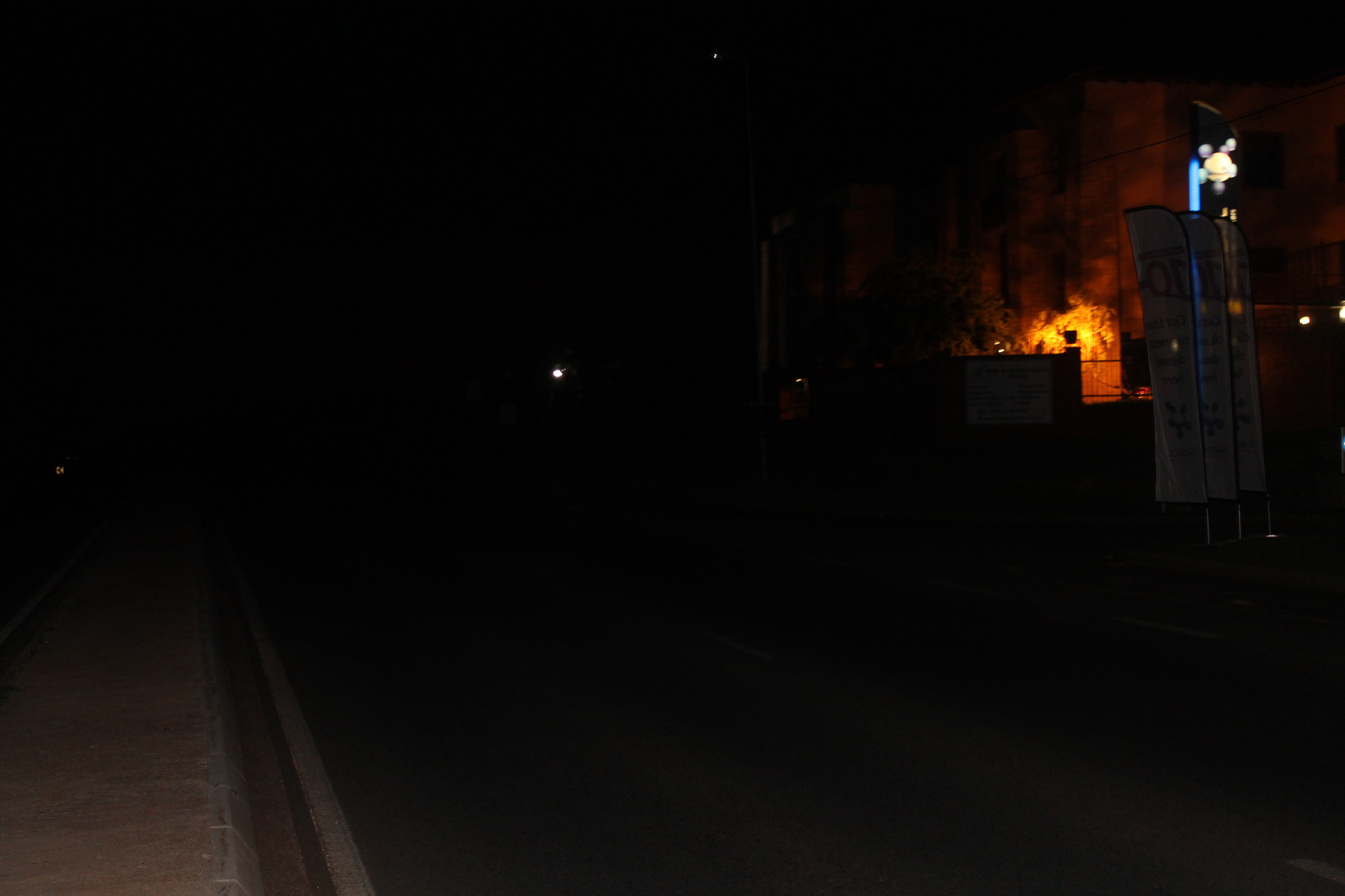 Why Solar Street Lights with Built-In Lithium Ion Batteries Are Best ...